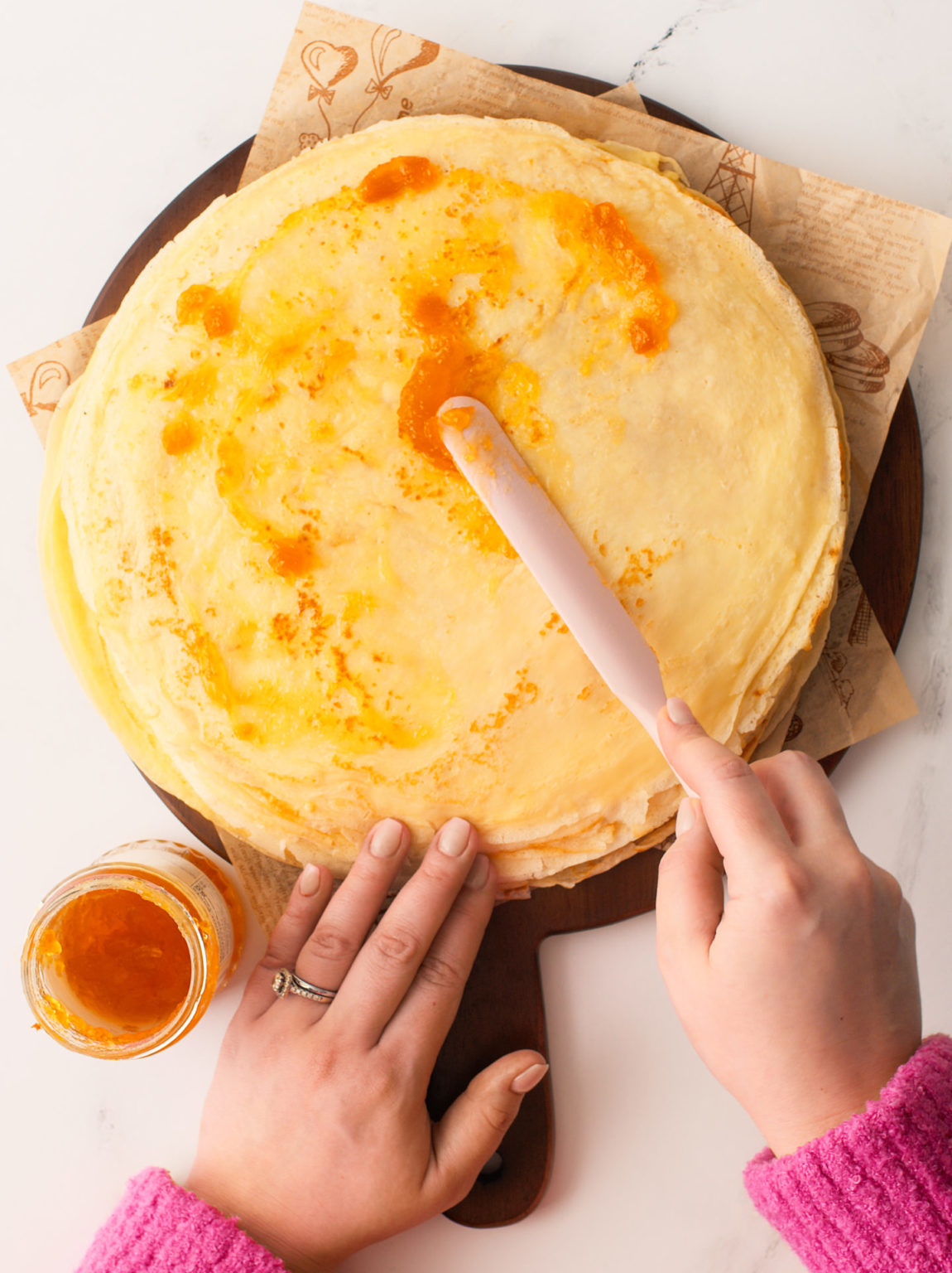 Easy Crepes (VIDEO) - bakecookrepeat.com